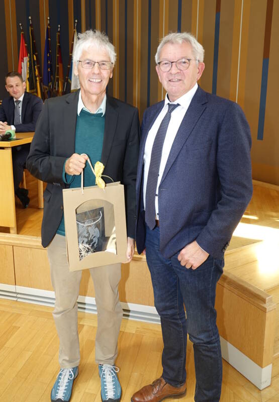 Kreisrat Bernd Fricke verabschiedet - Aktuelles - Bürgerservice - Stegaurach